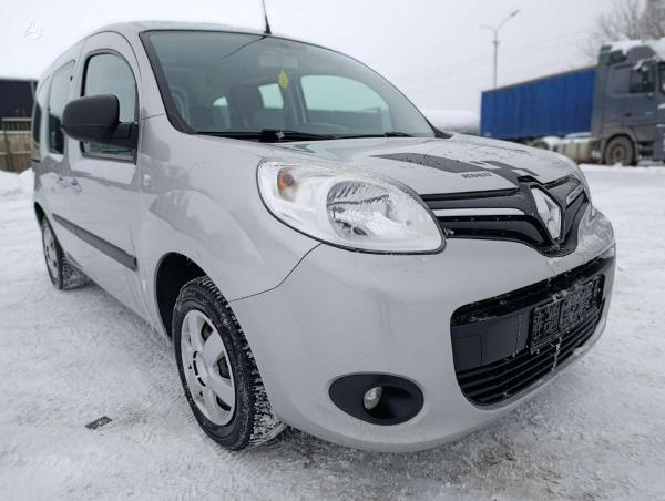 Grey Renault Kangoo 2015 in Marijampole, with an engine capacity of 1.46 L and mileage of 221 thousand km for 5450 €, photo 1 on AUTOMOTO.COM.LV