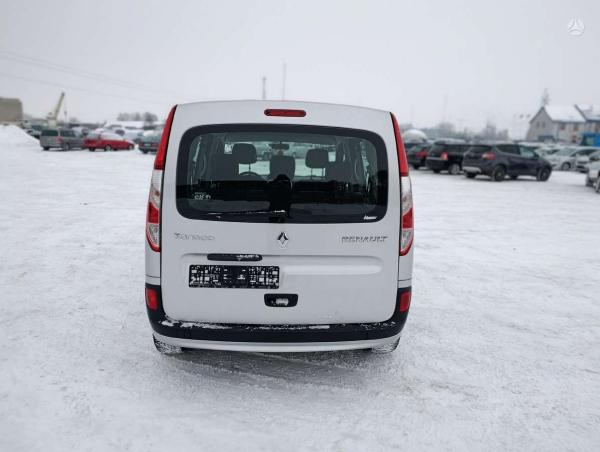 Grey Renault Kangoo 2015 in Marijampole, with an engine capacity of 1.46 L and mileage of 221 thousand km for 5450 €, photo 6 on AUTOMOTO.COM.LV