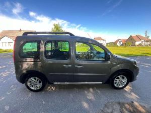 Grey Renault Kangoo 2016 in Utena, with an engine capacity of 1.46 L and mileage of 243 thousand km for 5850 €, photo 5 on AUTOMOTO.COM.LV