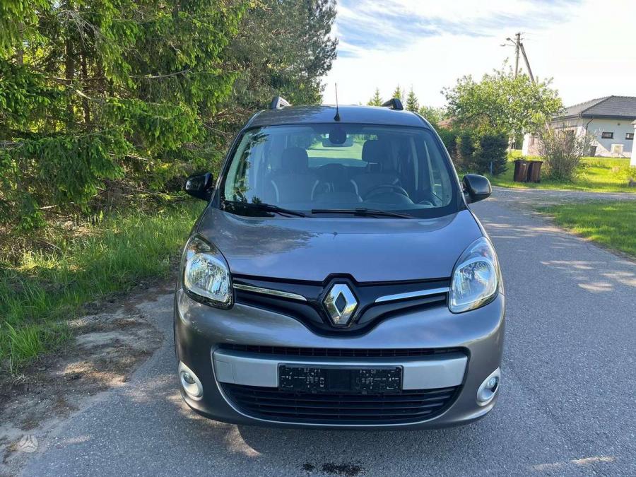 Grey Renault Kangoo 2016 in Utena, with an engine capacity of 1.46 L and mileage of 243 thousand km for 5850 €, photo 9 on AUTOMOTO.COM.LV
