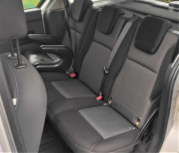 Grey Renault Kangoo 2016 in Taurage, with an engine capacity of 1.46 L and mileage of 252 thousand km for 5599 €, photo 11 on AUTOMOTO.COM.LV