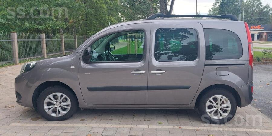 Grey Renault Kangoo 2016 in Riga, with an engine capacity of 1.50 L and mileage of 255 thousand km for 4100 €, photo 4 on AUTOMOTO.COM.LV
