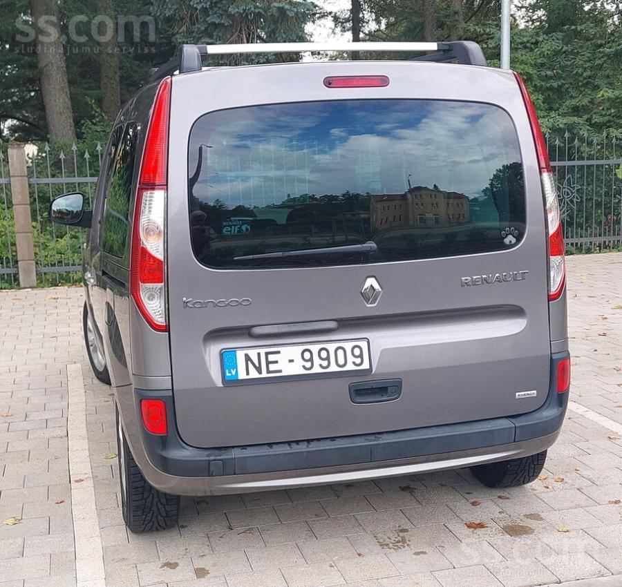 Grey Renault Kangoo 2016 in Riga, with an engine capacity of 1.50 L and mileage of 255 thousand km for 4100 €, photo 6 on AUTOMOTO.COM.LV