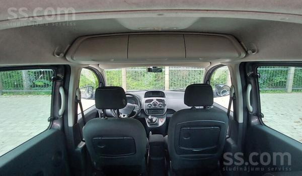 Renault Kangoo 2016 in Riga on AUTOMOTO.COM.LV Grey Renault Kangoo 2016 in Riga, with an engine capacity of 1.50 L and mileage of 255 thousand km for 4100 €, photo 11 on AUTOMOTO.COM.LV