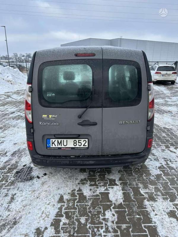 Grey Renault Kangoo 2018 in Kaunas, with an engine capacity of 1.46 L and mileage of 299 thousand km for 5000 €, photo 4 on AUTOMOTO.COM.LV