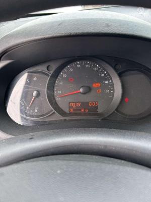 Grey Renault Kangoo 2018 in Kaunas, with an engine capacity of 1.46 L and mileage of 299 thousand km for 5000 €, photo 10 on AUTOMOTO.COM.LV