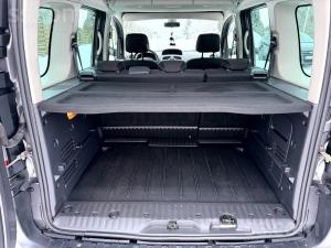 Grey Renault Kangoo 2019 in Saldus, with an engine capacity of 1.50 L and mileage of 173 thousand km for 8490 €, photo 13 on AUTOMOTO.COM.LV