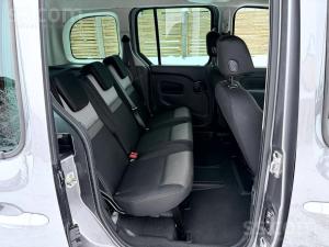 Grey Renault Kangoo 2019 in Saldus, with an engine capacity of 1.50 L and mileage of 173 thousand km for 8490 €, photo 17 on AUTOMOTO.COM.LV