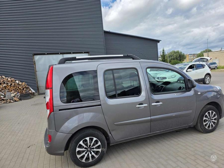 Pelēks Renault Kangoo 2019 Tauragė, ar dzinēja tilpumu 1.46 L un nobraukumu 200 tūkst. km par 7300 €, foto 6 vietnē AUTOMOTO.COM.LV