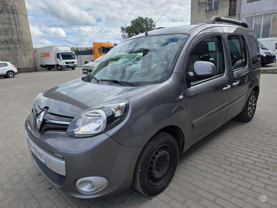 Pelēks Renault Kangoo 2019 Tauragė, ar dzinēja tilpumu 1.46 L un nobraukumu 200 tūkst. km par 7300 €, foto 10 vietnē AUTOMOTO.COM.LV