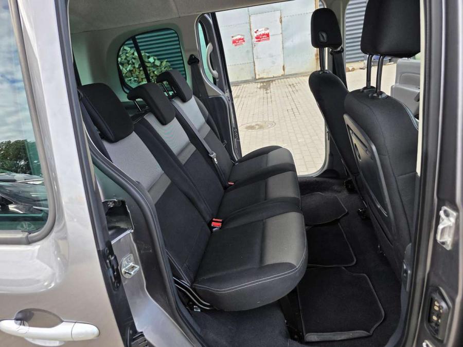 Pelēks Renault Kangoo 2019 Tauragė, ar dzinēja tilpumu 1.46 L un nobraukumu 200 tūkst. km par 7300 €, foto 11 vietnē AUTOMOTO.COM.LV