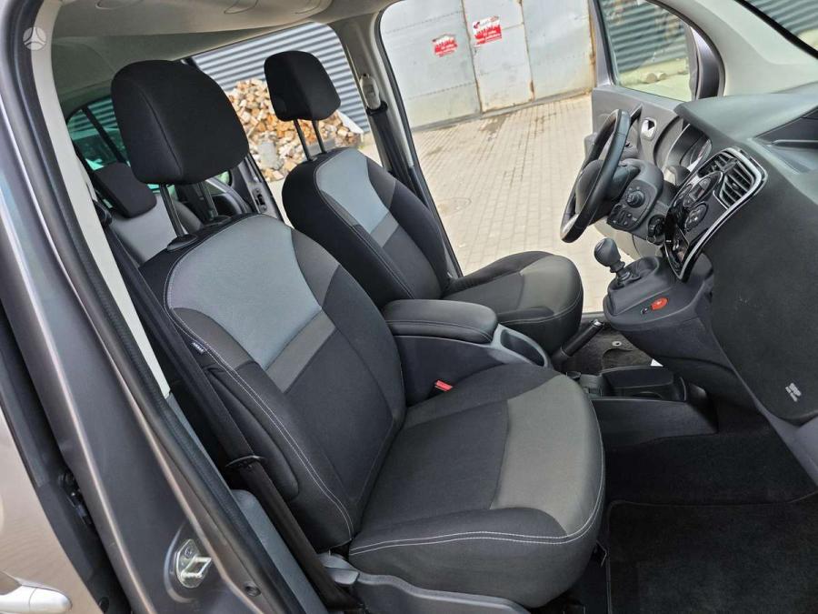 Pelēks Renault Kangoo 2019 Tauragė, ar dzinēja tilpumu 1.46 L un nobraukumu 200 tūkst. km par 7300 €, foto 12 vietnē AUTOMOTO.COM.LV
