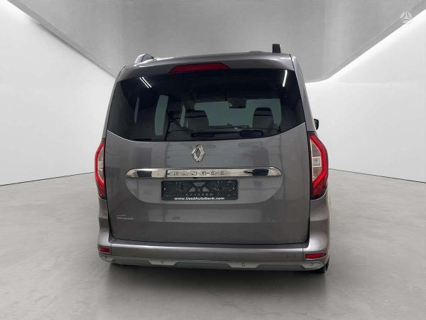 Grey Renault Kangoo 2021 in Marijampole, with an engine capacity of 1.33 L and mileage of 116 thousand km for 17666 €, photo 5 on AUTOMOTO.COM.LV