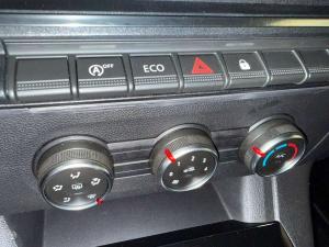 Grey Renault Kangoo 2022 in Marijampole, with an engine capacity of 1.33 L and mileage of 161 thousand km for 14254 €, photo 20 on AUTOMOTO.COM.LV