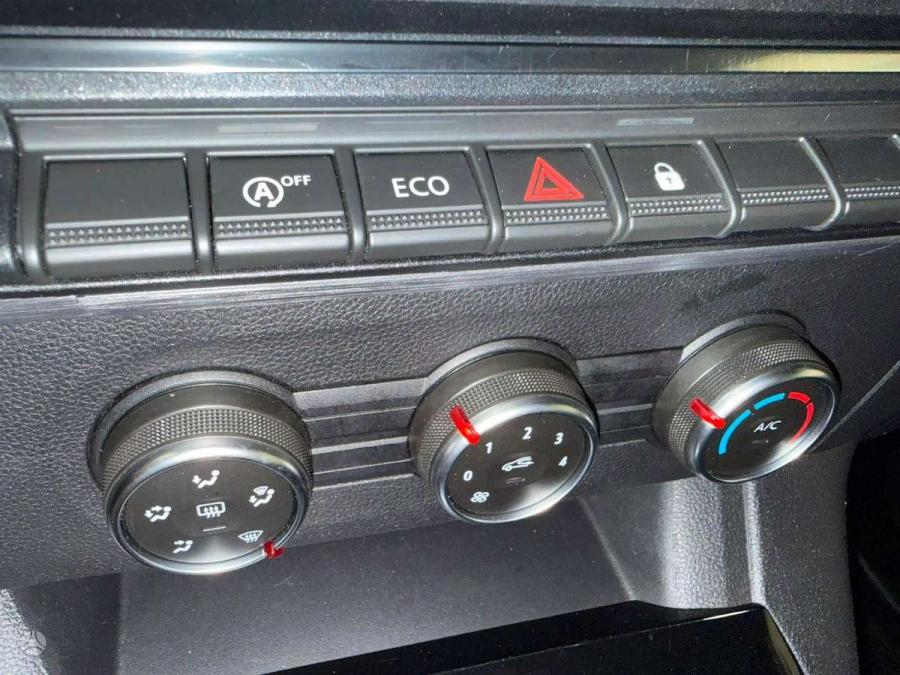 Grey Renault Kangoo 2022 in Marijampole, with an engine capacity of 1.33 L and mileage of 161 thousand km for 14254 €, photo 20 on AUTOMOTO.COM.LV