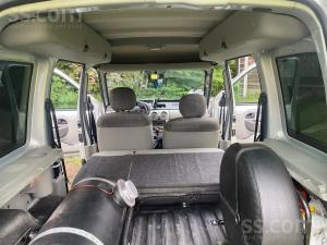 Grey Renault Kangoo 2006 in Riga, with an engine capacity of 1.60 L and mileage of 360 thousand km for 2850 €, photo  on AUTOMOTO.COM.LV