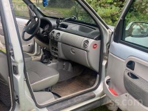 Pelēks Renault Kangoo 2006 Rīga, ar dzinēja tilpumu 1.60 L un nobraukumu 360 tūkst. km par 2850 €, foto 5 vietnē AUTOMOTO.COM.LV