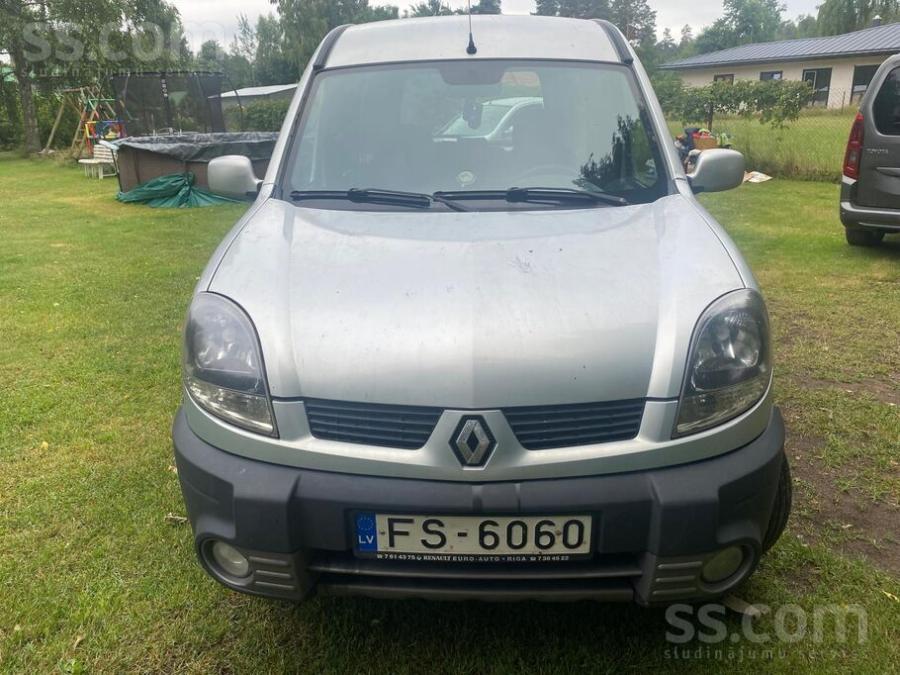 Pelēks Renault Kangoo 2006 Rīga, ar dzinēja tilpumu 1.60 L un nobraukumu 360 tūkst. km par 2850 €, foto 10 vietnē AUTOMOTO.COM.LV