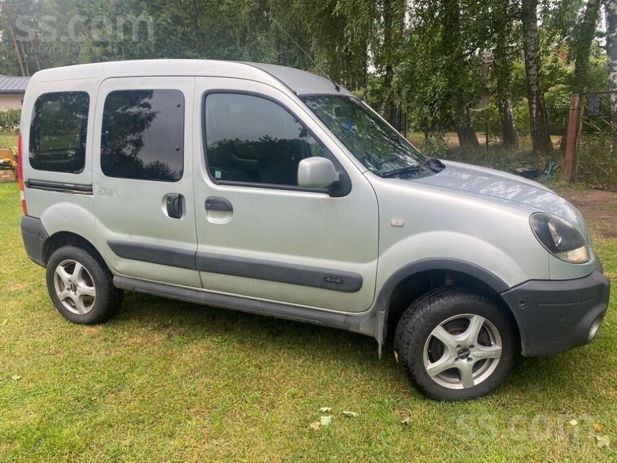 Pelēks Renault Kangoo 2006 Rīga, ar dzinēja tilpumu 1.60 L un nobraukumu 360 tūkst. km par 2850 €, foto 12 vietnē AUTOMOTO.COM.LV
