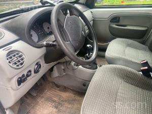 Pelēks Renault Kangoo 2006 Rīga, ar dzinēja tilpumu 1.60 L un nobraukumu 360 tūkst. km par 2850 €, foto 15 vietnē AUTOMOTO.COM.LV