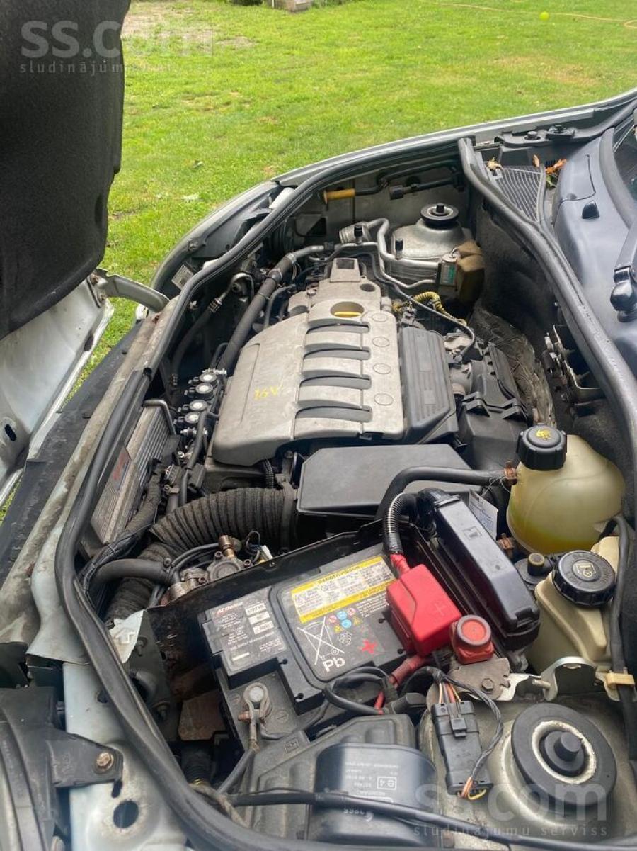 Pelēks Renault Kangoo 2006 Rīga, ar dzinēja tilpumu 1.60 L un nobraukumu 360 tūkst. km par 2850 €, foto 16 vietnē AUTOMOTO.COM.LV