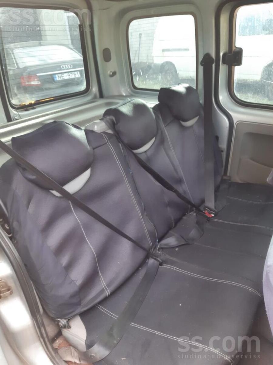 Pelēks Renault Kangoo 2007 Tukums, ar dzinēja tilpumu 1.50 L un nobraukumu 0 tūkst. km par 1250 €, foto 6 vietnē AUTOMOTO.COM.LV