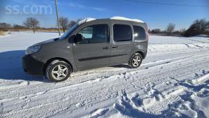 Grey Renault Kangoo 2016 in Riga, with an engine capacity of 1.50 L and mileage of 239 thousand km for 4750 €, photo 6 on AUTOMOTO.COM.LV