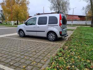 Grey Renault Kangoo 2017 in Tallinn, with an engine capacity of 1.20 L and mileage of 201 thousand km for 4500 €, photo 2 on AUTOMOTO.COM.LV
