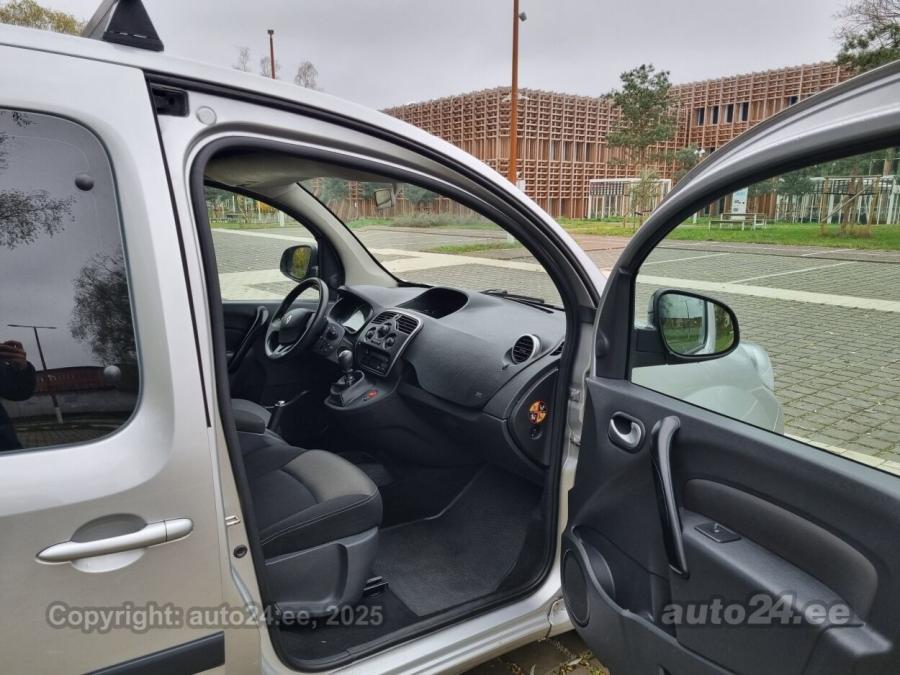 Grey Renault Kangoo 2017 in Tallinn, with an engine capacity of 1.20 L and mileage of 201 thousand km for 4500 €, photo 6 on AUTOMOTO.COM.LV