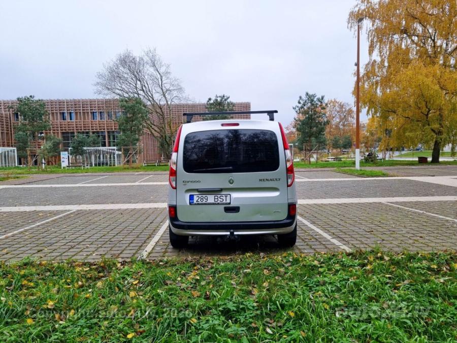 Pelēks Renault Kangoo 2017 Tallina, ar dzinēja tilpumu 1.20 L un nobraukumu 201 tūkst. km par 5300 €, foto 5 vietnē AUTOMOTO.COM.LV