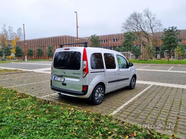 Grey Renault Kangoo 2017 in Tallinn, with an engine capacity of 1.20 L and mileage of 201 thousand km for 5300 €, photo 5 on AUTOMOTO.COM.LV