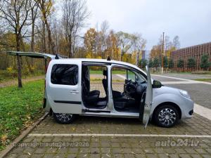 Pelēks Renault Kangoo 2017 Tallina, ar dzinēja tilpumu 1.20 L un nobraukumu 201 tūkst. km par 5300 €, foto 15 vietnē AUTOMOTO.COM.LV