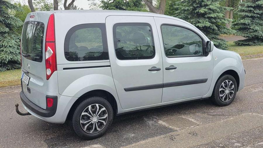 Renault Kangoo 2008 in Klaipeda, with an engine capacity of 1.50 L and mileage of 269 thousand km for 2690 €, photo 10 on AUTOMOTO.COM.LV