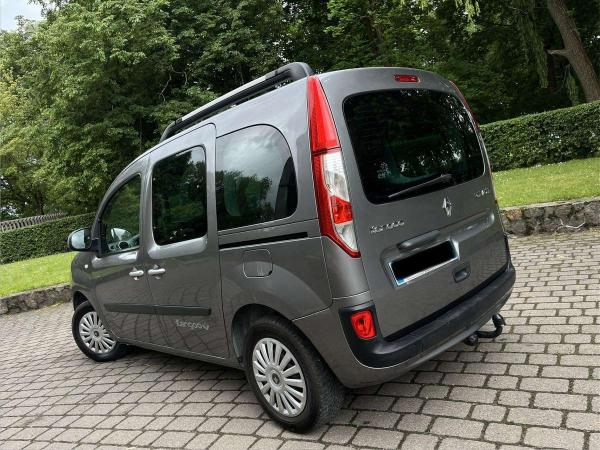 Renault Kangoo 2014 Šauļi, ar dzinēja tilpumu 1.50 L un nobraukumu 205 tūkst. km par 5850 €, foto 6 vietnē AUTOMOTO.COM.LV