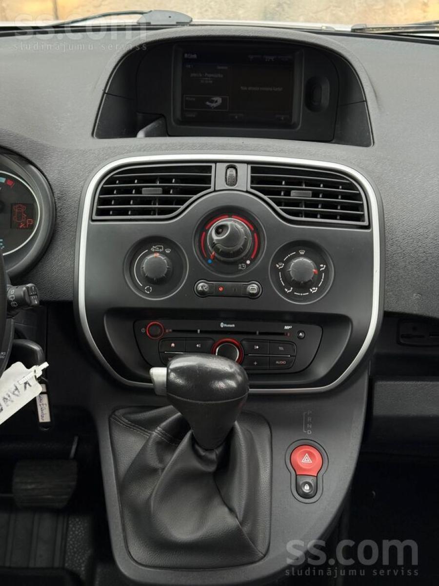 Renault Kangoo 2016 in Riga, with an engine capacity of 0.00 L and mileage of 59 thousand km for 8780 €, photo 11 on AUTOMOTO.COM.LV