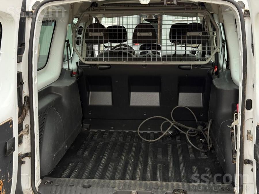 Renault Kangoo 2016 in Riga, with an engine capacity of 0.00 L and mileage of 59 thousand km for 8780 €, photo 19 on AUTOMOTO.COM.LV