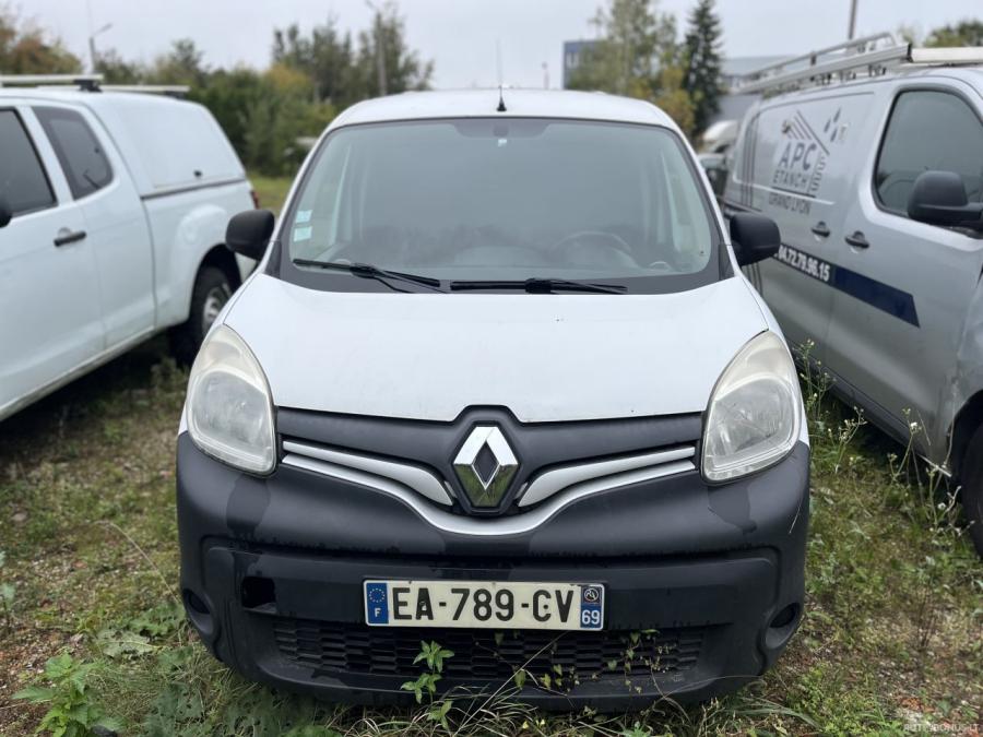 Renault Kangoo 2016 in Kaunas, with an engine capacity of 1.50 L and mileage of 302 thousand km for 3999 €, photo 1 on AUTOMOTO.COM.LV