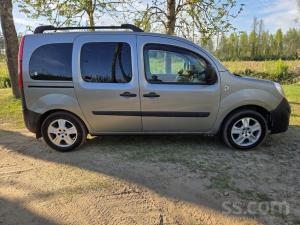 Orange Renault Kangoo 2008 in Riga, with an engine capacity of 1.50 L and mileage of 338 thousand km for 2250 €, photo 6 on AUTOMOTO.COM.LV