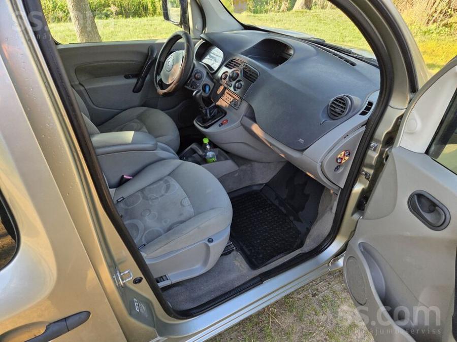 Orange Renault Kangoo 2008 in Riga, with an engine capacity of 1.50 L and mileage of 338 thousand km for 2250 €, photo 12 on AUTOMOTO.COM.LV