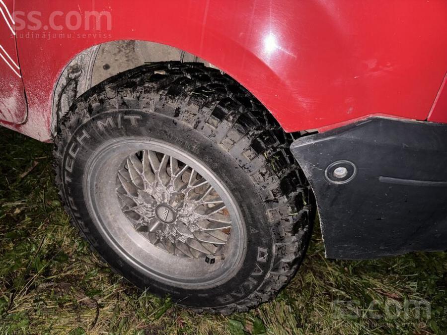 Sarkans Renault Kangoo 2007 Bauska, ar dzinēja tilpumu 1.60 L un nobraukumu 202 tūkst. km par 1900 €, foto 10 vietnē AUTOMOTO.COM.LV