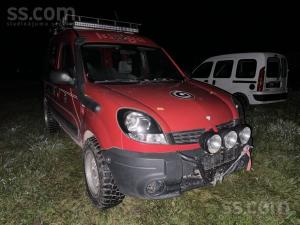 Sarkans Renault Kangoo 2007 Bauska, ar dzinēja tilpumu 1.60 L un nobraukumu 202 tūkst. km par 1900 €, foto 11 vietnē AUTOMOTO.COM.LV