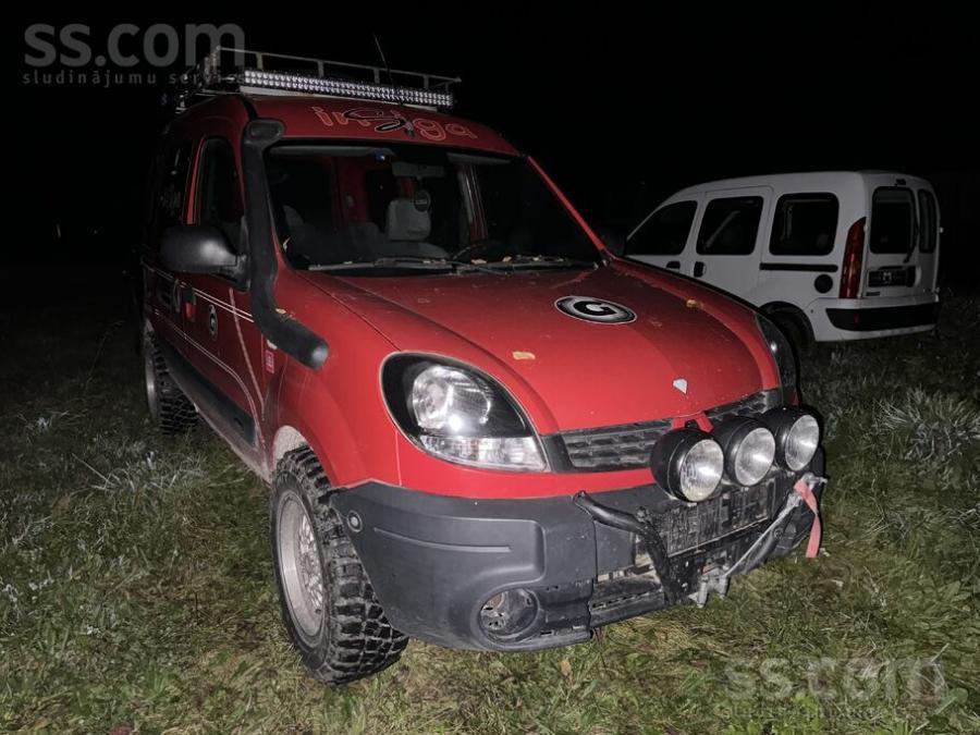 Sarkans Renault Kangoo 2007 Bauska, ar dzinēja tilpumu 1.60 L un nobraukumu 202 tūkst. km par 1900 €, foto 11 vietnē AUTOMOTO.COM.LV
