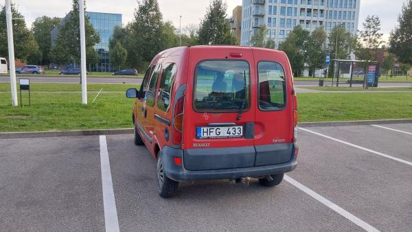Red Renault Kangoo 2000 in Kaunas, with an engine capacity of 1.90 L and mileage of 204 thousand km for 1300 €, photo 6 on AUTOMOTO.COM.LV