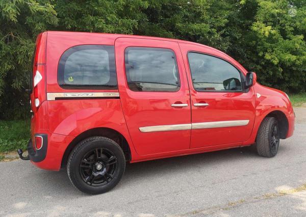 Red Renault Kangoo 2010 in Siauliai, with an engine capacity of 1.50 L and mileage of 284 thousand km for 3650 €, photo 2 on AUTOMOTO.COM.LV
