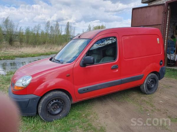 Red Renault Kangoo 2005 in Daugavpils, with an engine capacity of 1.20 L and mileage of 289 thousand km for 4900 €, photo 1 on AUTOMOTO.COM.LV