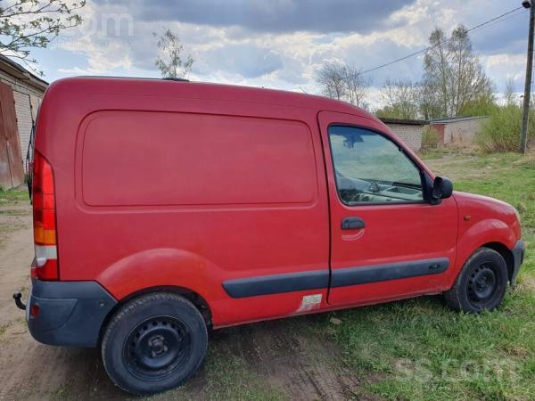 Red Renault Kangoo 2005 in Daugavpils, with an engine capacity of 1.20 L and mileage of 289 thousand km for 4900 €, photo 7 on AUTOMOTO.COM.LV