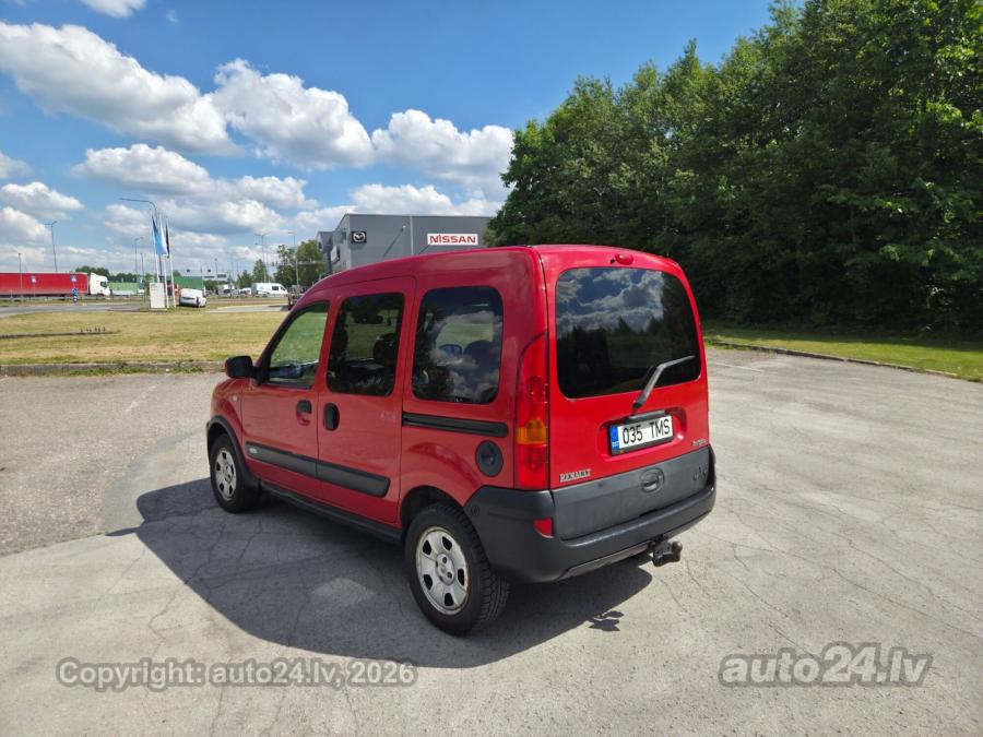 Sarkans Renault Kangoo 2005 Tallina, ar dzinēja tilpumu 1.60 L un nobraukumu 352 tūkst. km par 2500 €, foto 4 vietnē AUTOMOTO.COM.LV