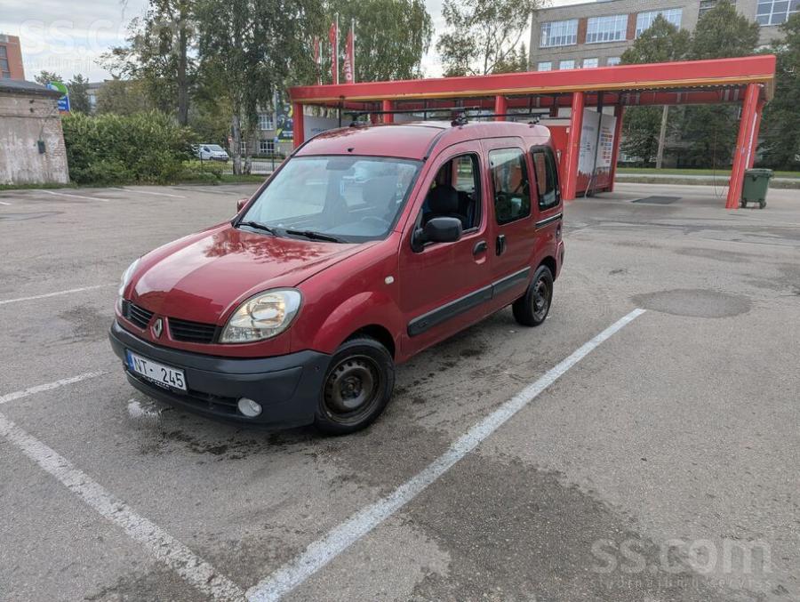 Red Renault Kangoo 2006 in Riga, with an engine capacity of 1.50 L and mileage of 138 thousand km for 1500 €, photo 3 on AUTOMOTO.COM.LV
