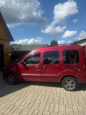 Sarkans Renault Kangoo 2008 Ludza, ar dzinēja tilpumu 1.50 L un nobraukumu 436 tūkst. km par 1500 €, foto 3 vietnē AUTOMOTO.COM.LV