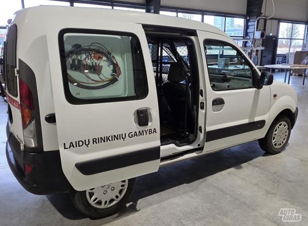 Renault Kangoo 2002 Klaipėda, ar dzinēja tilpumu 7.90 L un nobraukumu 153 tūkst. km par 1500 €, foto 6 vietnē AUTOMOTO.COM.LV